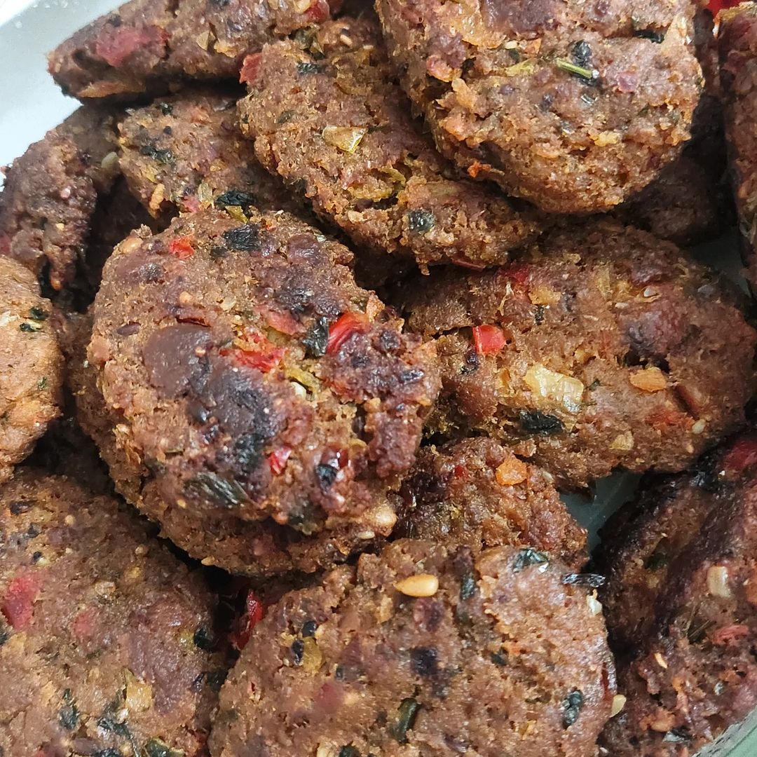 German Frikadellen - Cakes And Colors