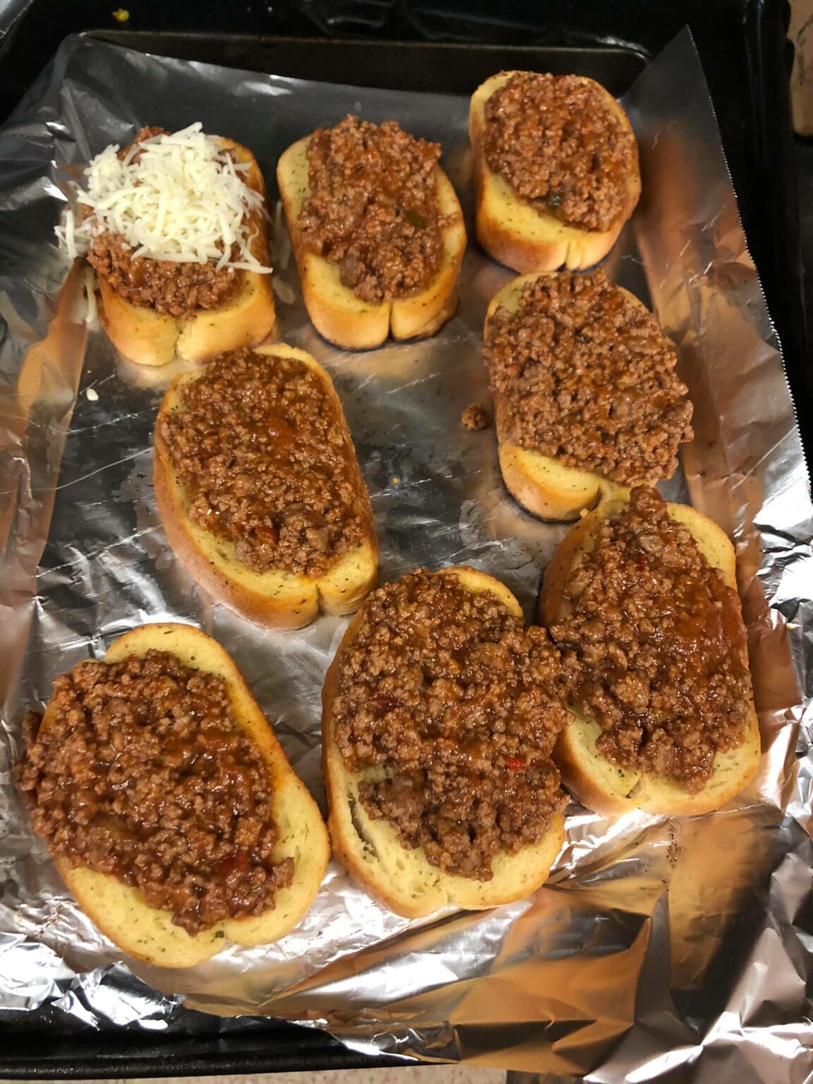 Texas toast sloppy - Cakes And Colors