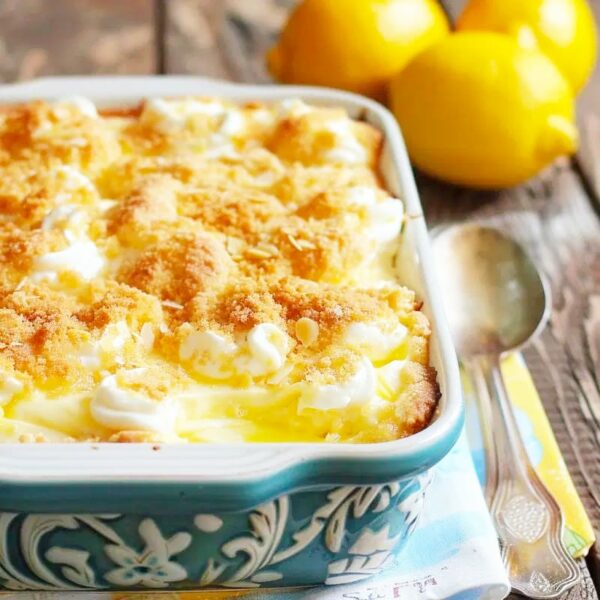 4 Ingredients Lemon Cream Cheese Dump Cake Cakes And Colors 4391